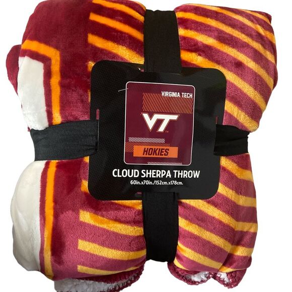 NCAA | Bedding | Ncaa Cloud Throw Blanket Sherpa Back 6 X 70 Virginia ...